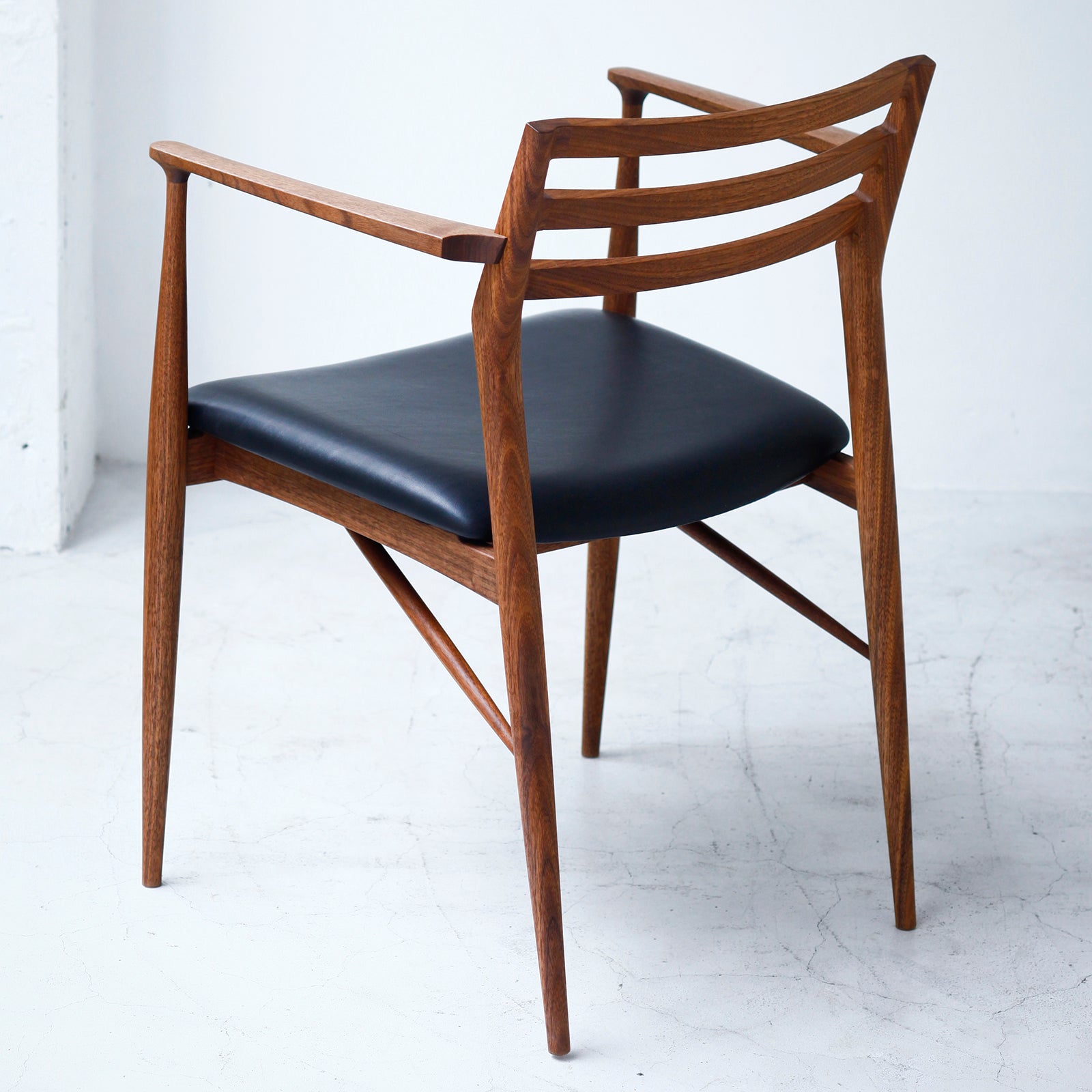 chair – tenon